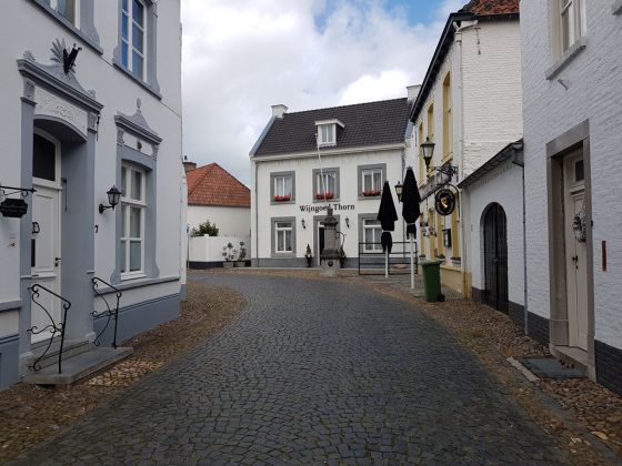 Thorn, het witte stadje in Limburg - Reisplekje